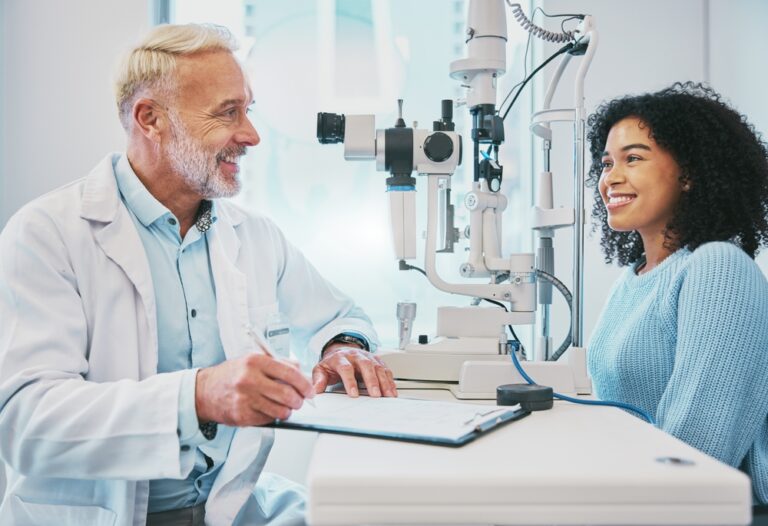 What Is the Difference Between an Optometrist and an Ophthalmologist ...